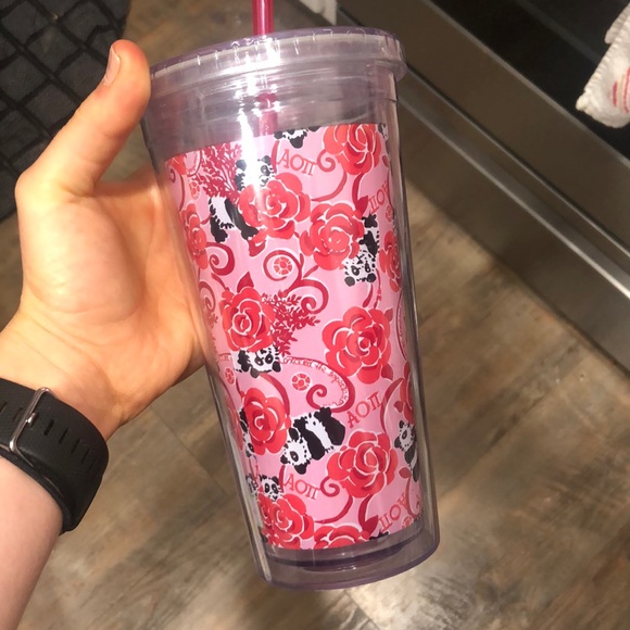 Lilly Pulitzer | Kitchen | Lily Pulitzer Aoii Alpha Omicron Pi Cup ...